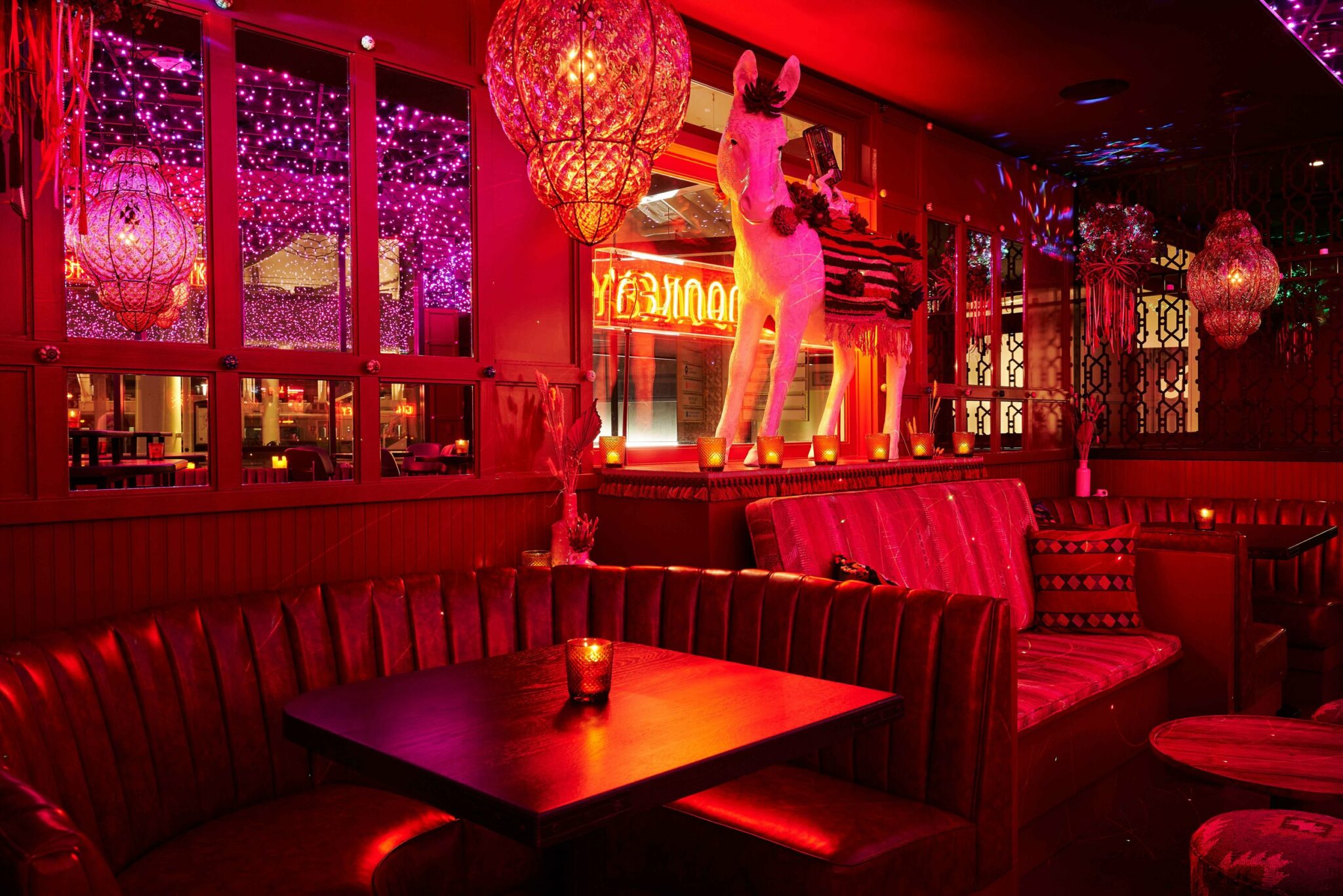 The 13 Best Denver Bars Around Union Station - Delicious Denver Food Tours