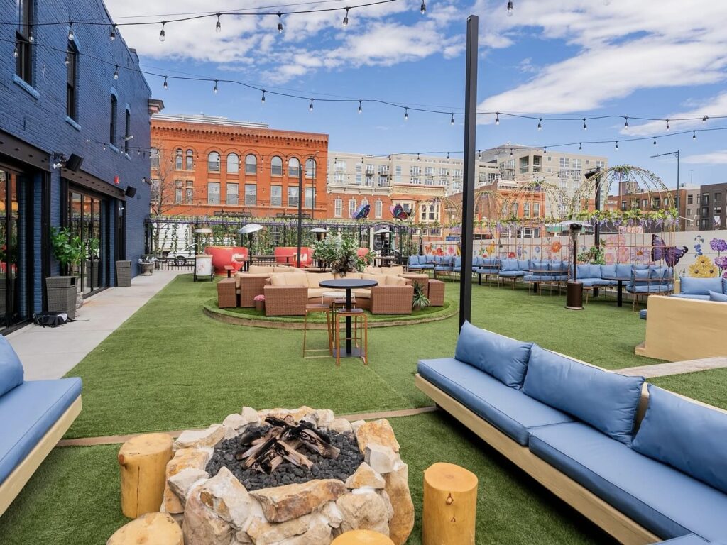 The 18 Best Bars Near the Ballpark in Denver - Delicious Denver Food Tours